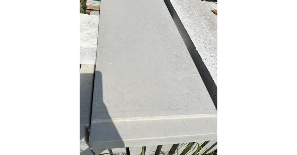 Beton lábazati elem köztes sima 2450mmx300mmx50mm - Kerítés alapok